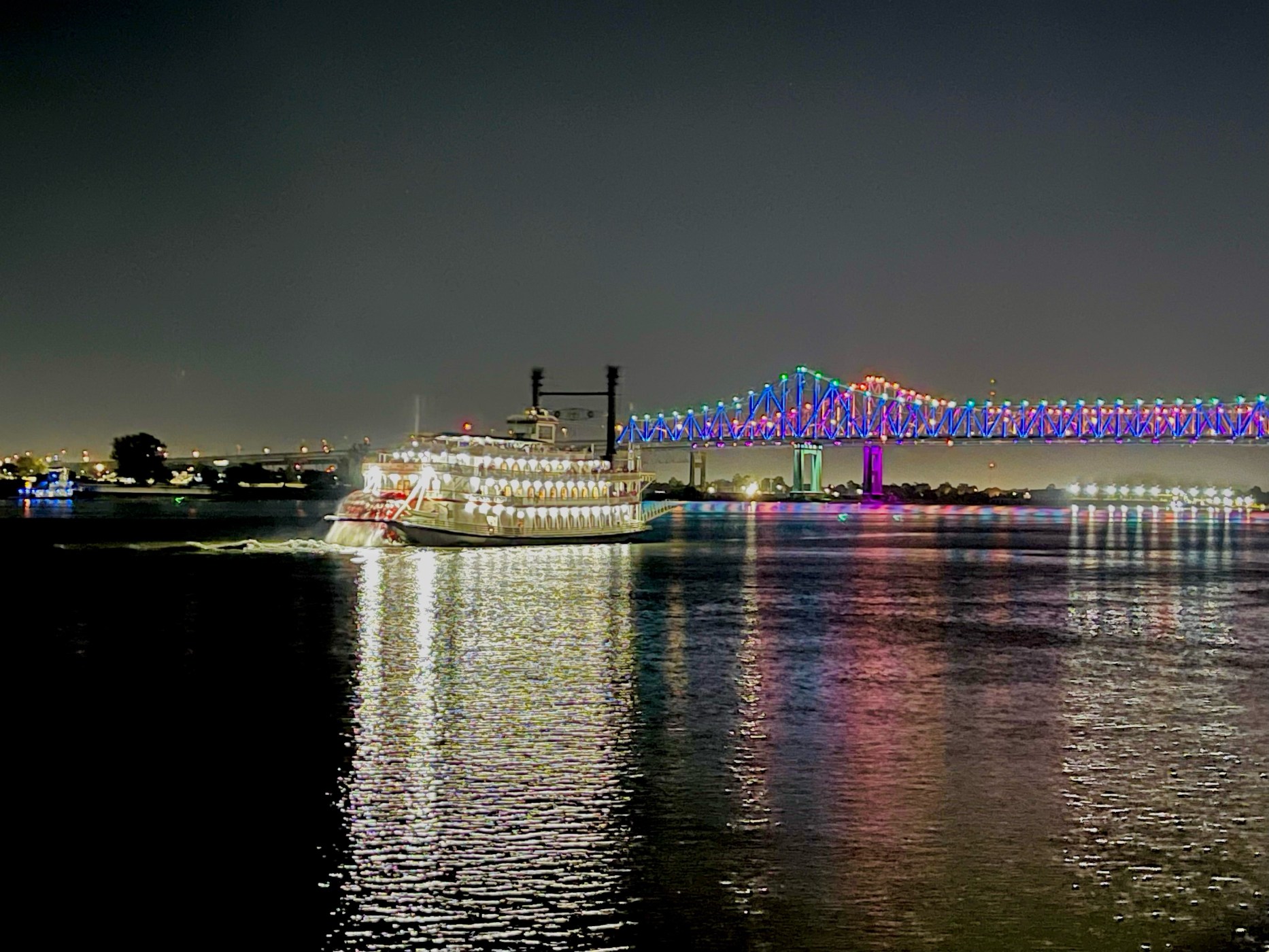 Steamboat Natchez Jazz Dinner Cruise | Gray Line New Orleans